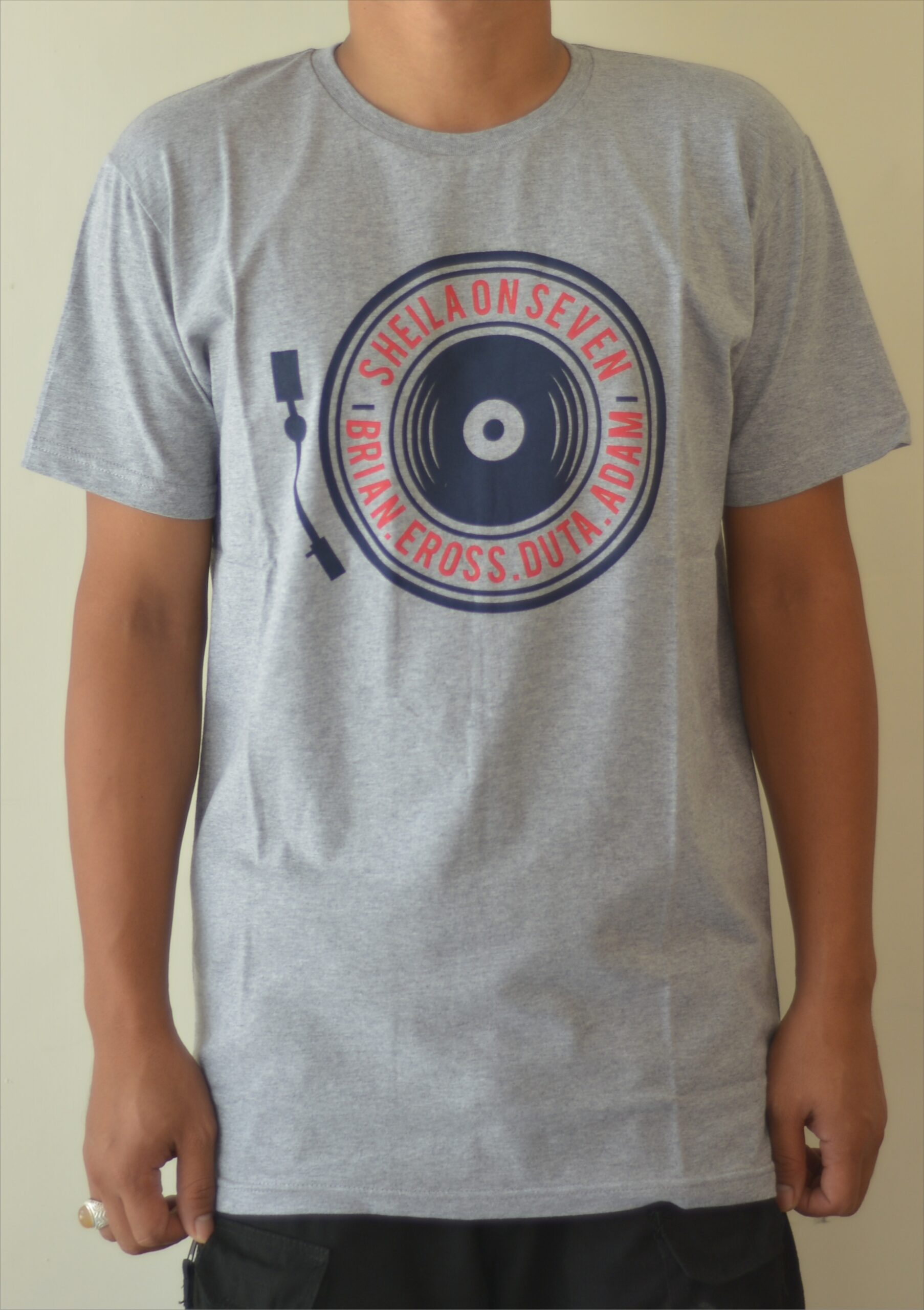 TS 160101 Misty Grey | Sheila On 7